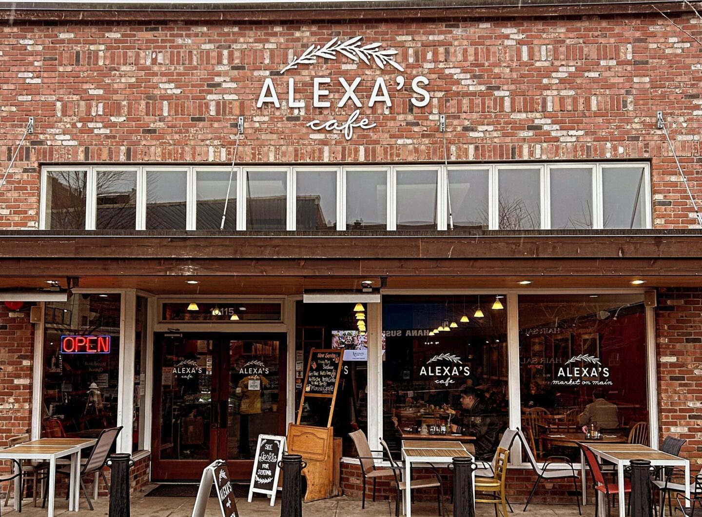 About Us - Alexa’s Cafe & Catering